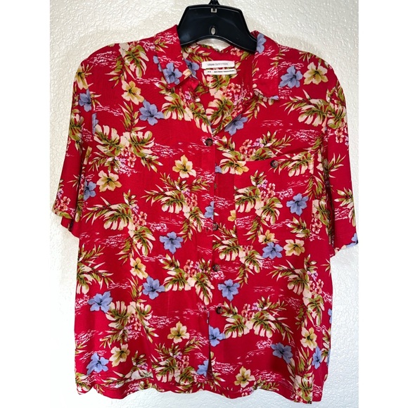 Urban Outfitters | Tops | Used Urban Outfitters Red Floral Tropical ...